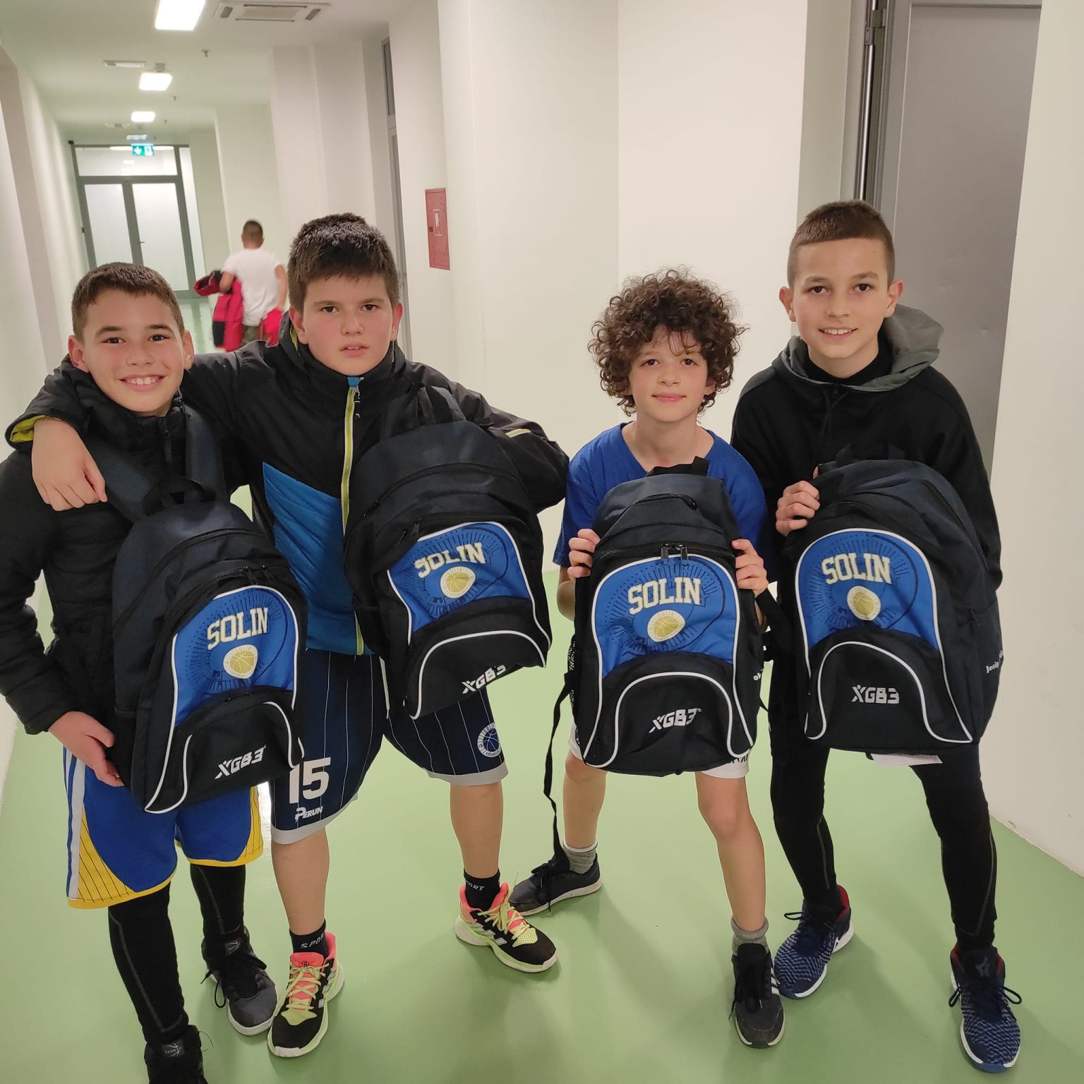 KK SOLIN: Iznenađenje za najmlađe polaznike škole košarke – Grad Solin